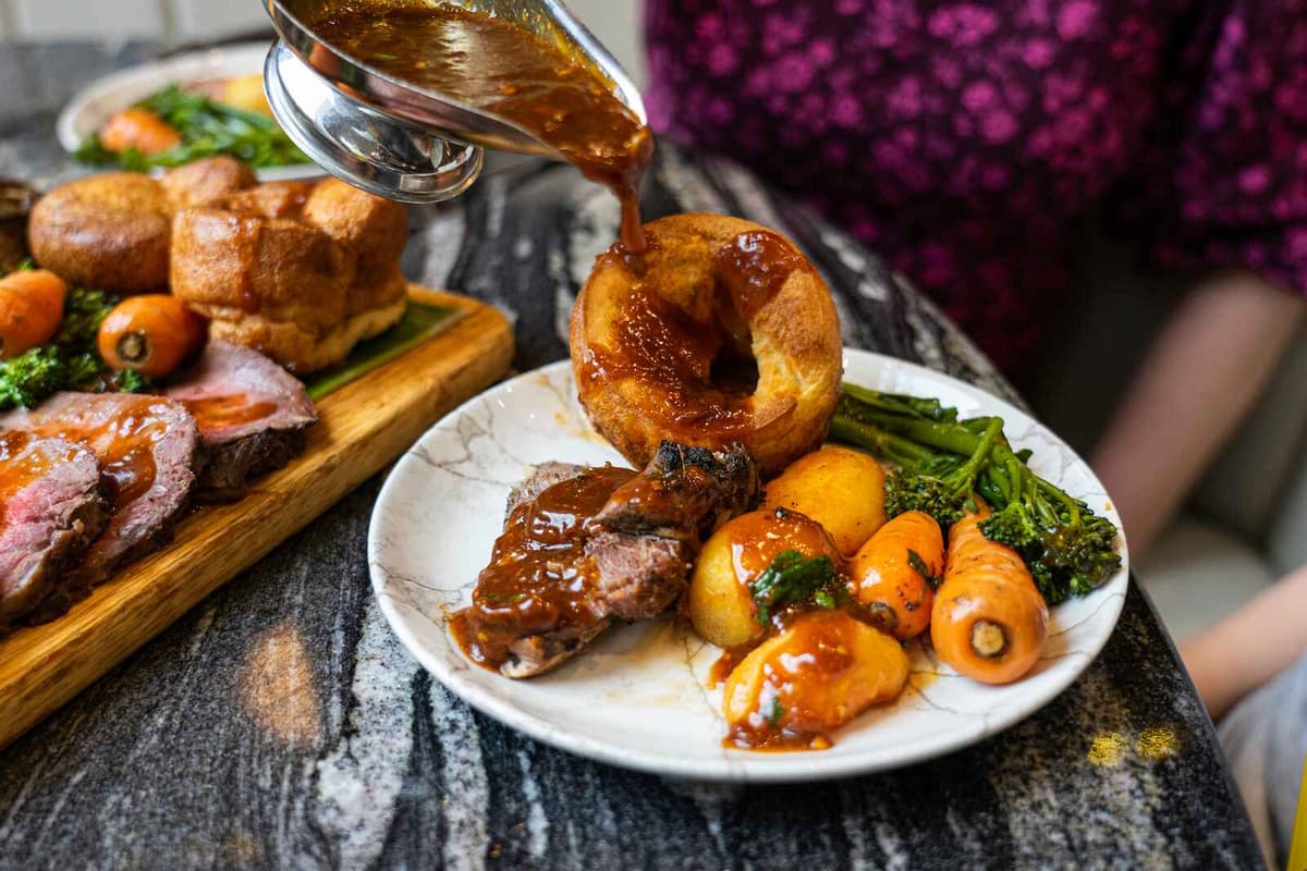 Halal Sunday Roast Manchester - Sunday Dinners Manchester